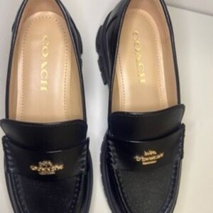 Coach | Shoes | New Coach Ruthie Loafers In Black Size 55 Gold Logo And ...